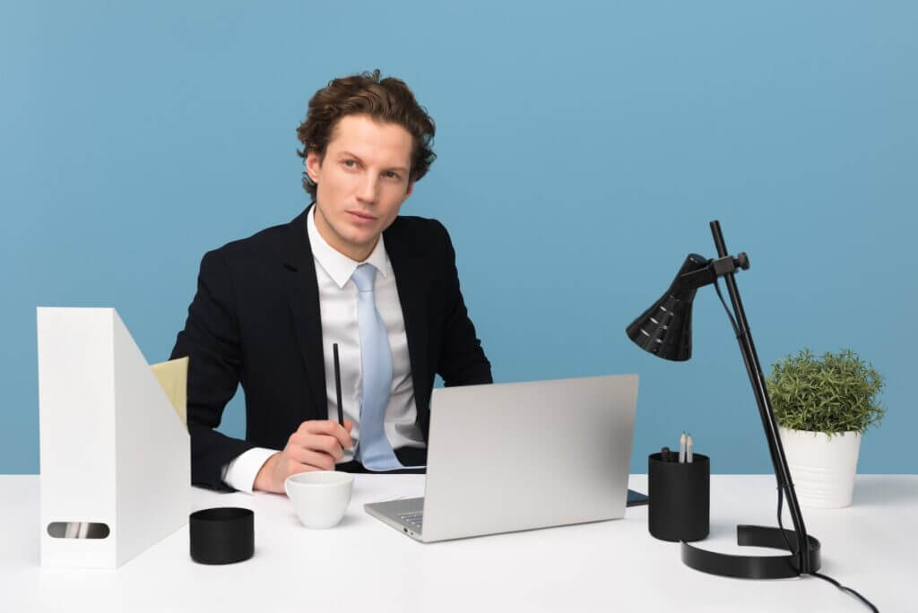 How To Find Garment Buyers In USA And Europe? - Synerg